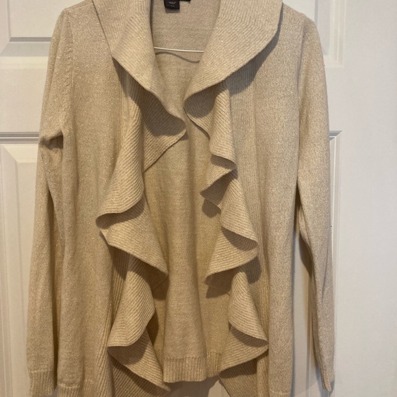 Covington | Sweaters | Elegant Cream Wgold Fleck Cardigan And Black ...